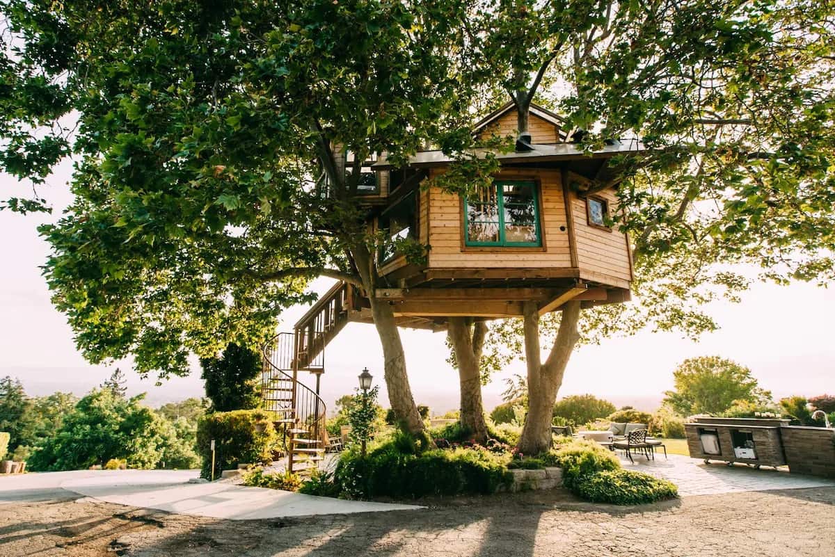 11 Magical Treehouse Rentals in California - Domaine Daily