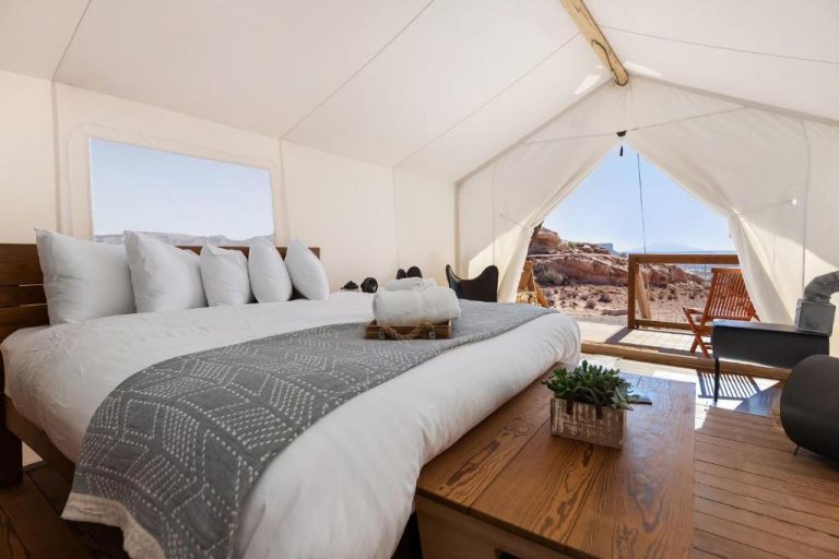 10 Amazing Lake Powell Hotels for a memorable Getaway - Domaine Daily
