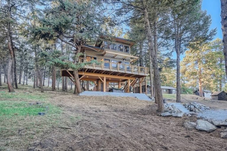 Cozy Up in the Rockies: 14 Stunning Cabins in Denver Colorado - Domaine ...