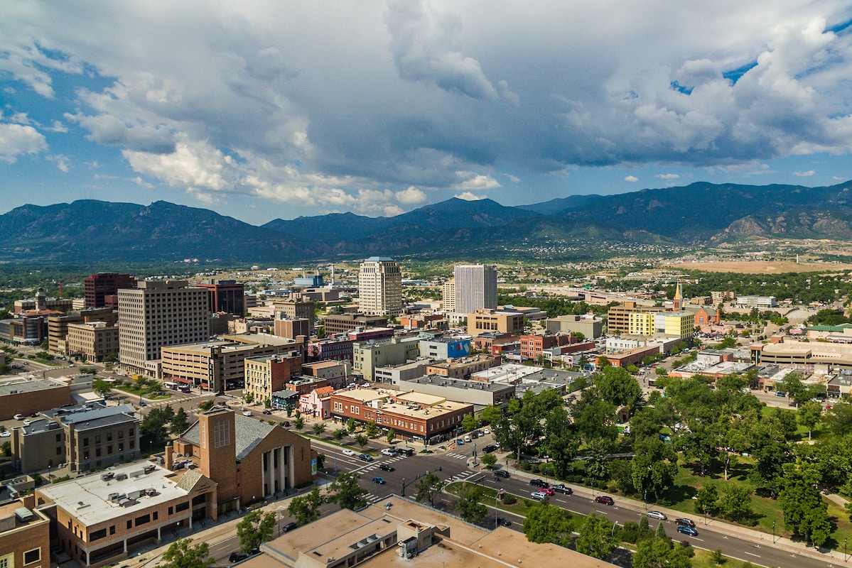 A Local's Guide to the Best Places to Live in Colorado - Domaine Daily