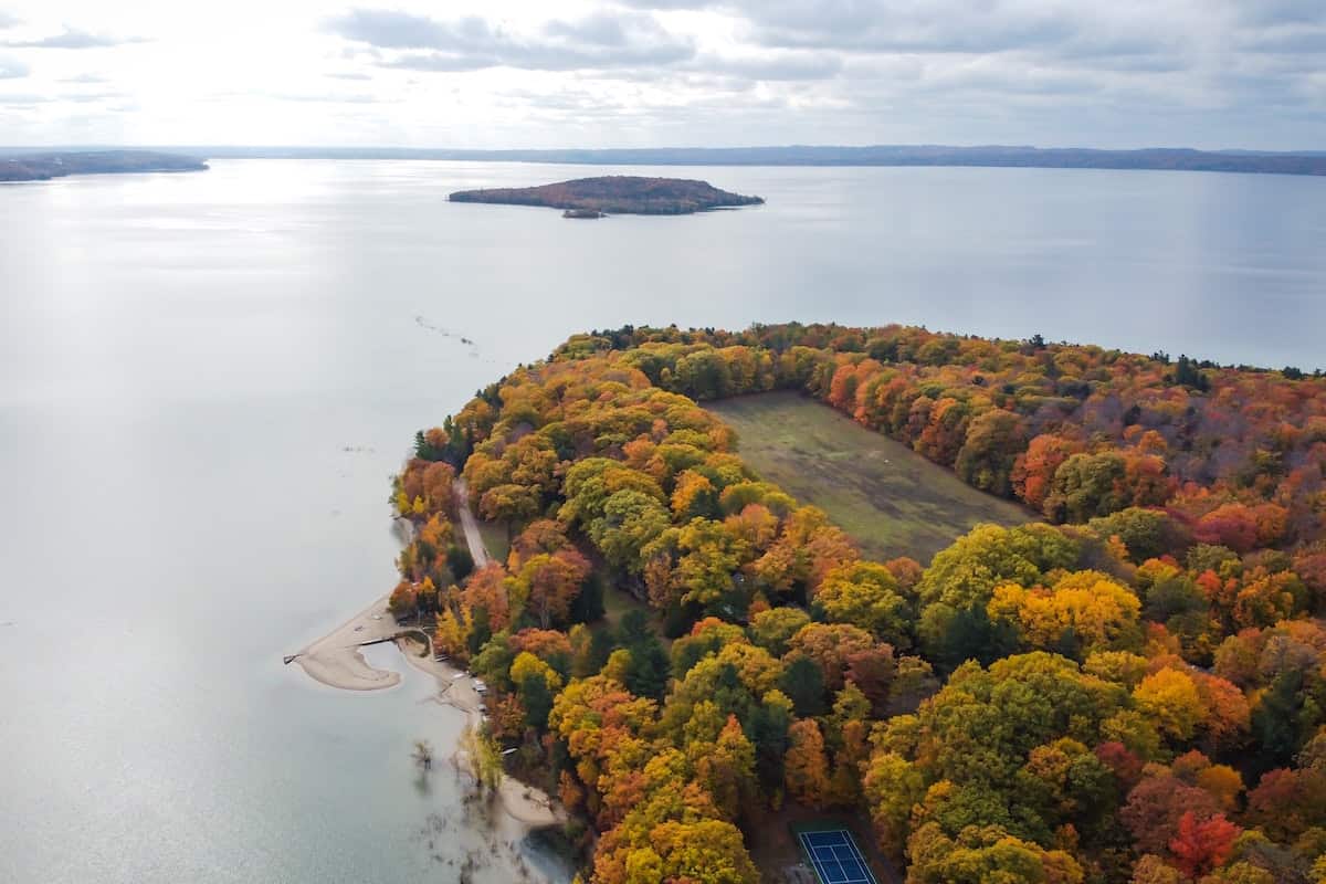 What is Michigan known for: A Tapestry of Nature, Food, History, and ...